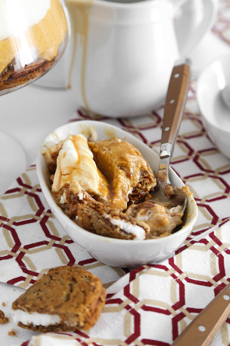 Pumpkin Oatmeal Creme Pie Trifle - Sprinkle Bakes