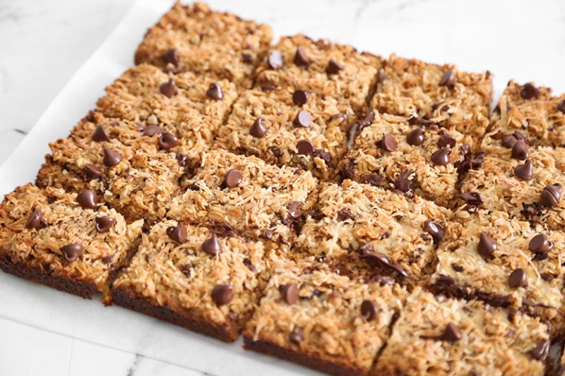 Magic Granola Cookie Bars - Sprinkle Bakes